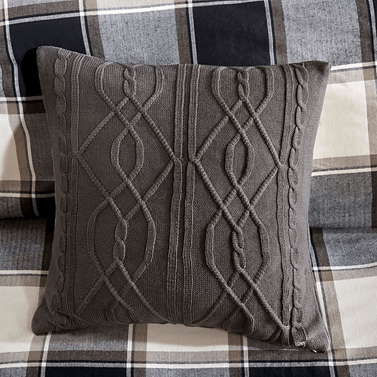Kyndle Brown King Comforter Set | Rooms to Go