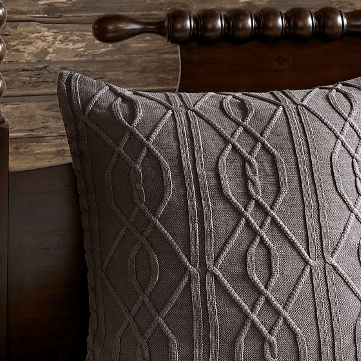 Kyndle Brown King Comforter Set | Rooms to Go