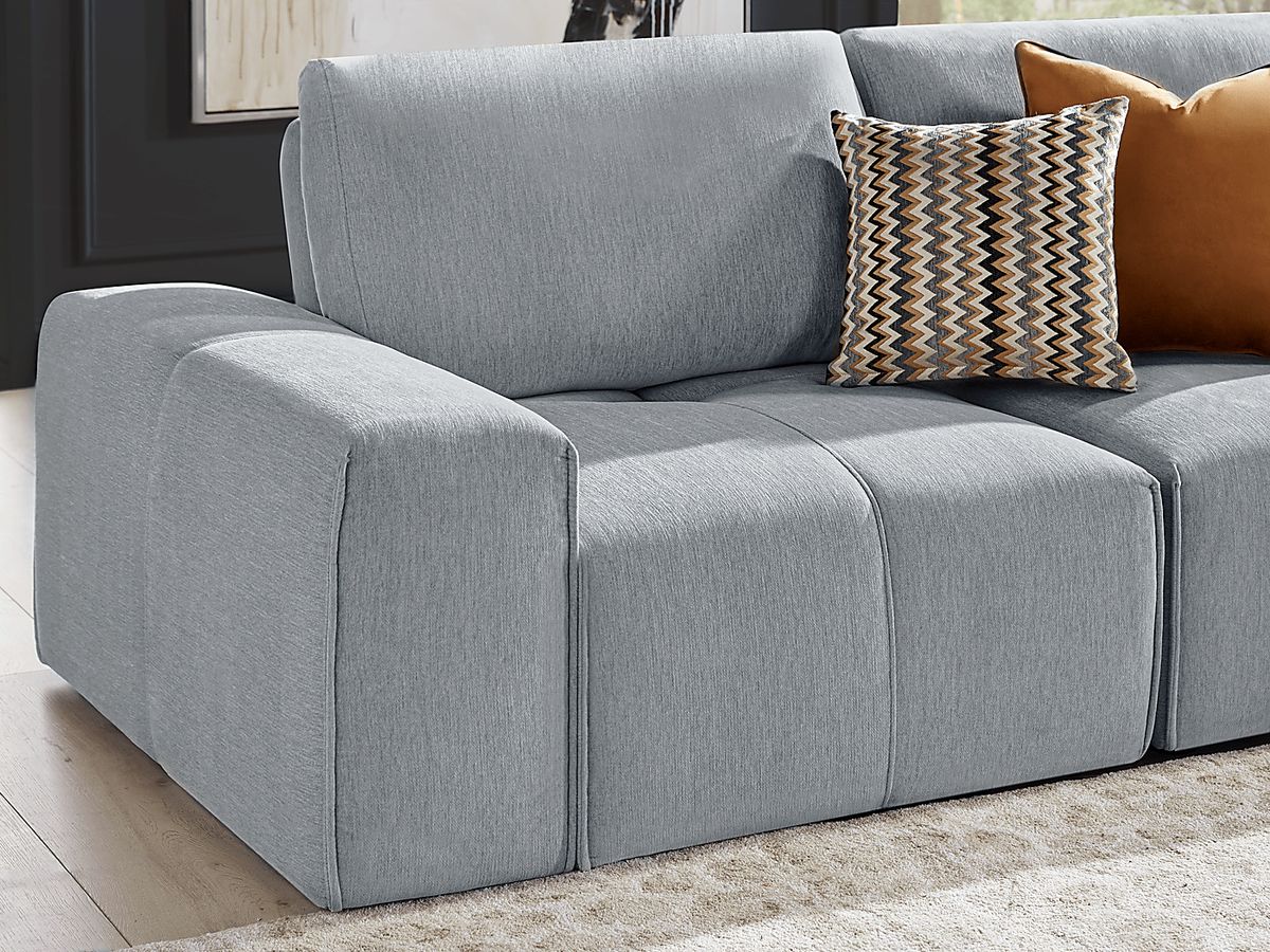 Laney Gray Polyester Fabric 3 Pc Right Chaise Sectional | Rooms to Go