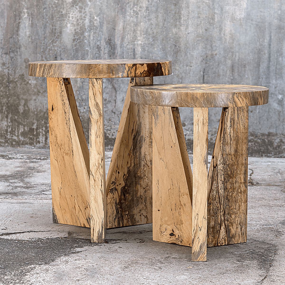 Laurelhill Brown Dark Wood Nesting Tables, Set Of 2 | Rooms to Go