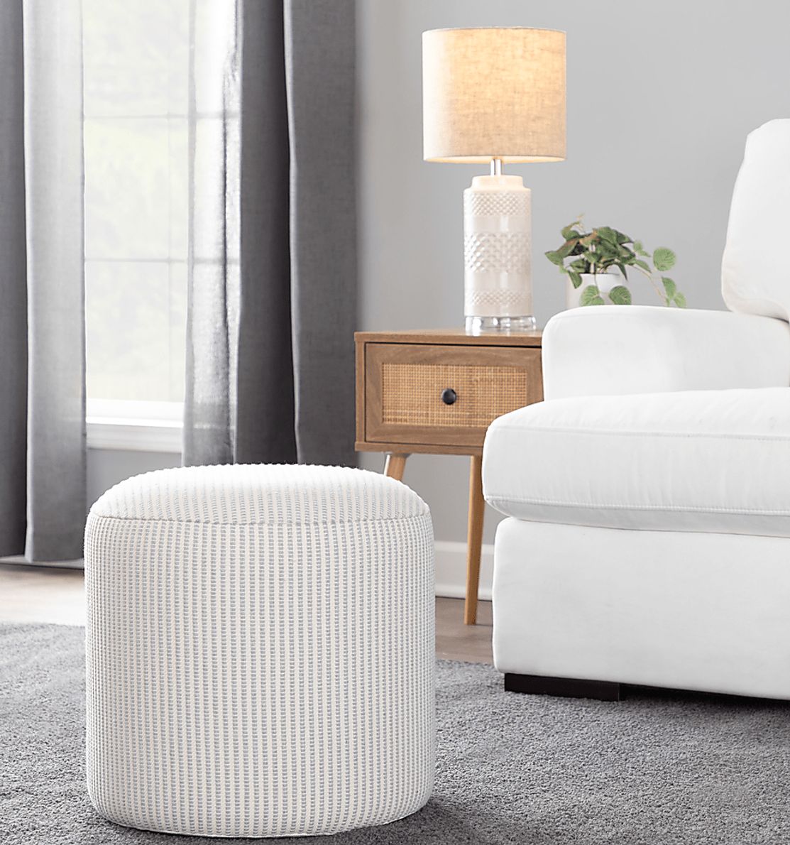 Leycester Gray Pouf - Rooms To Go