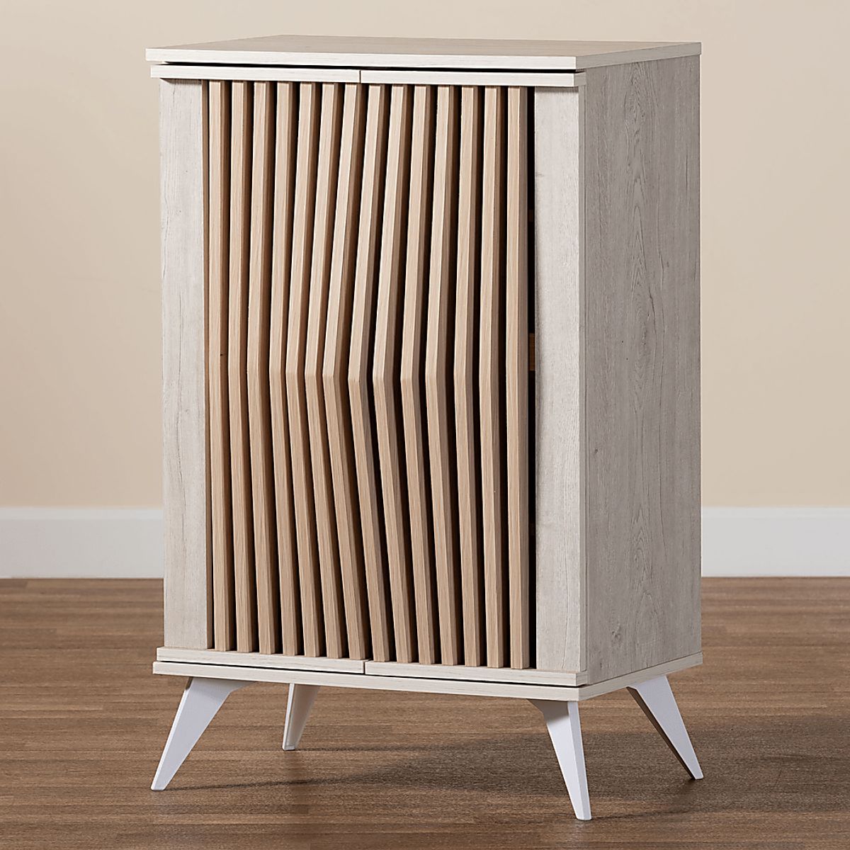 Louvenia Gray Light Accent Cabinet | Rooms to Go