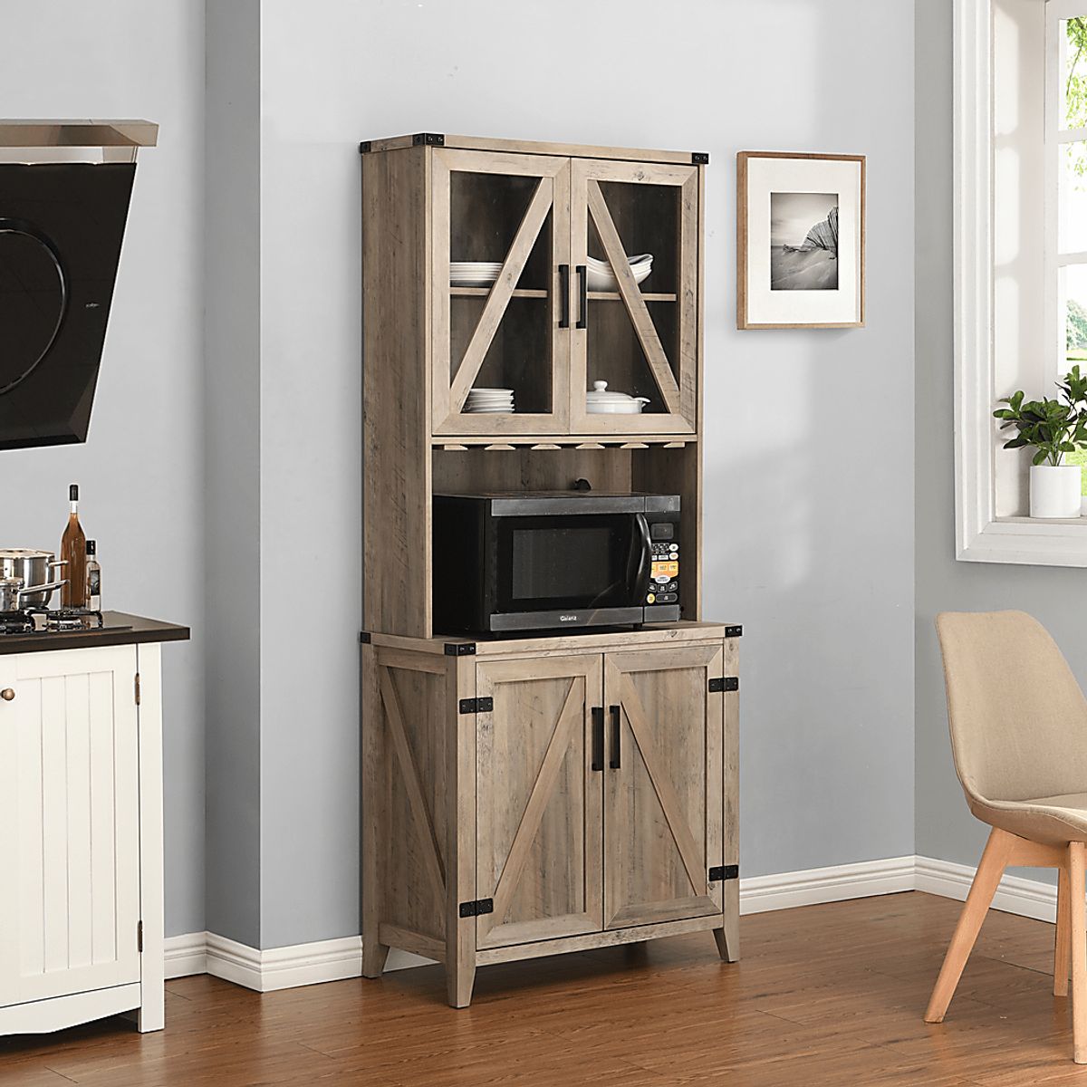 Ludlam Gray Bar Cabinet | Rooms to Go