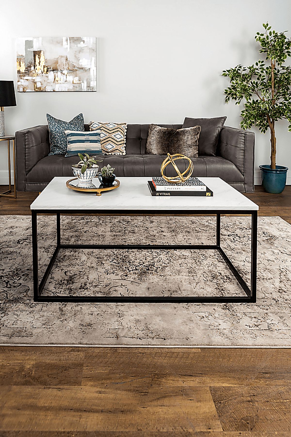 Luisant White Colors,White Cocktail Table | Rooms to Go