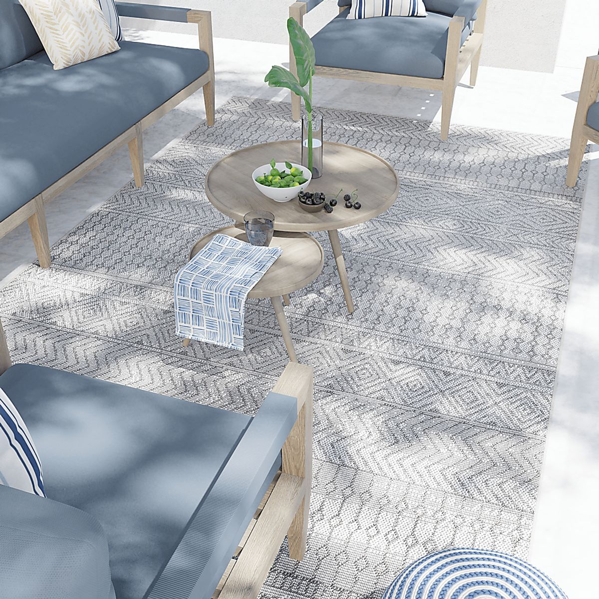 Manar Gray Outdoor Rugs | Rooms to Go