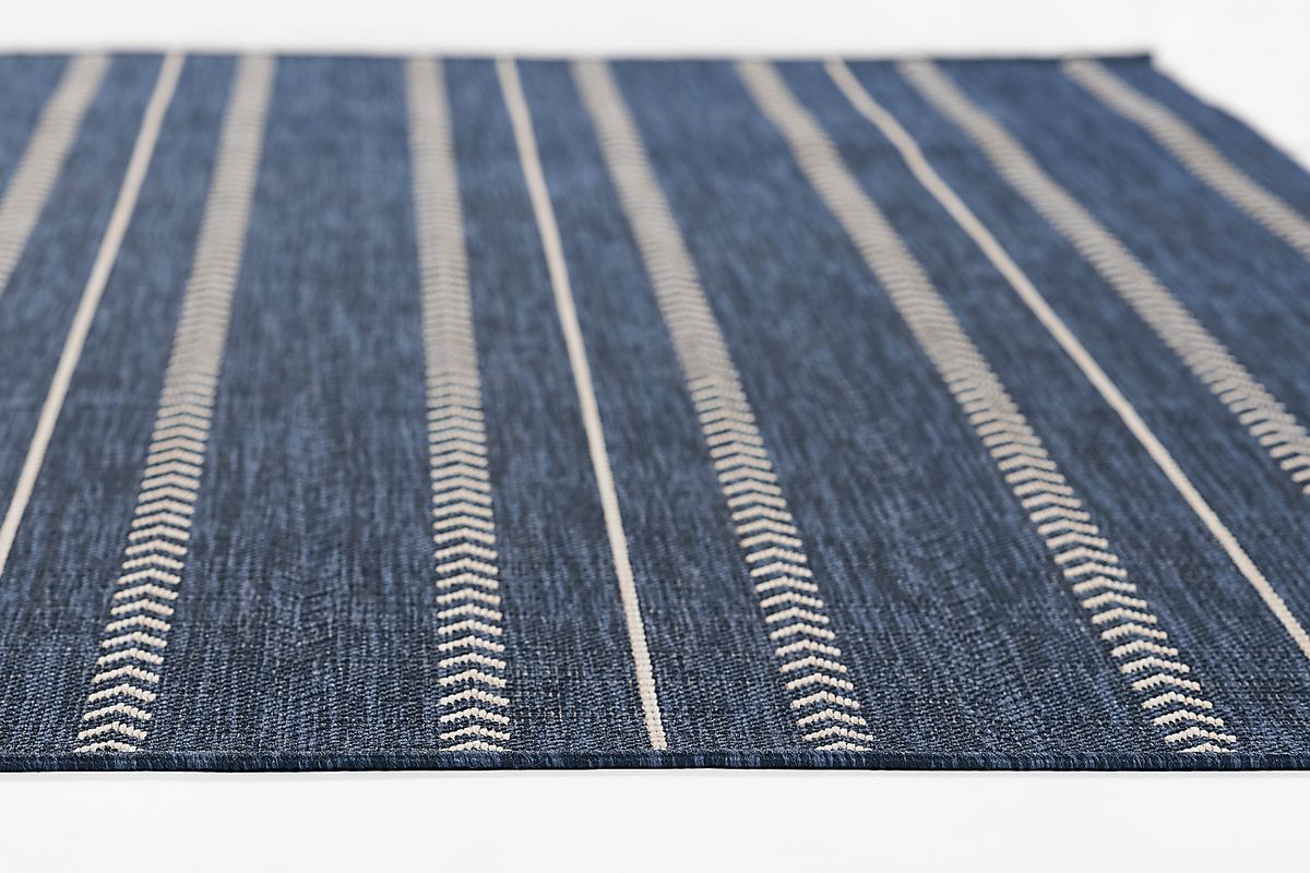 Mavi Navy Blue Polypropylene Fabric Outdoor Rug | Rooms to Go