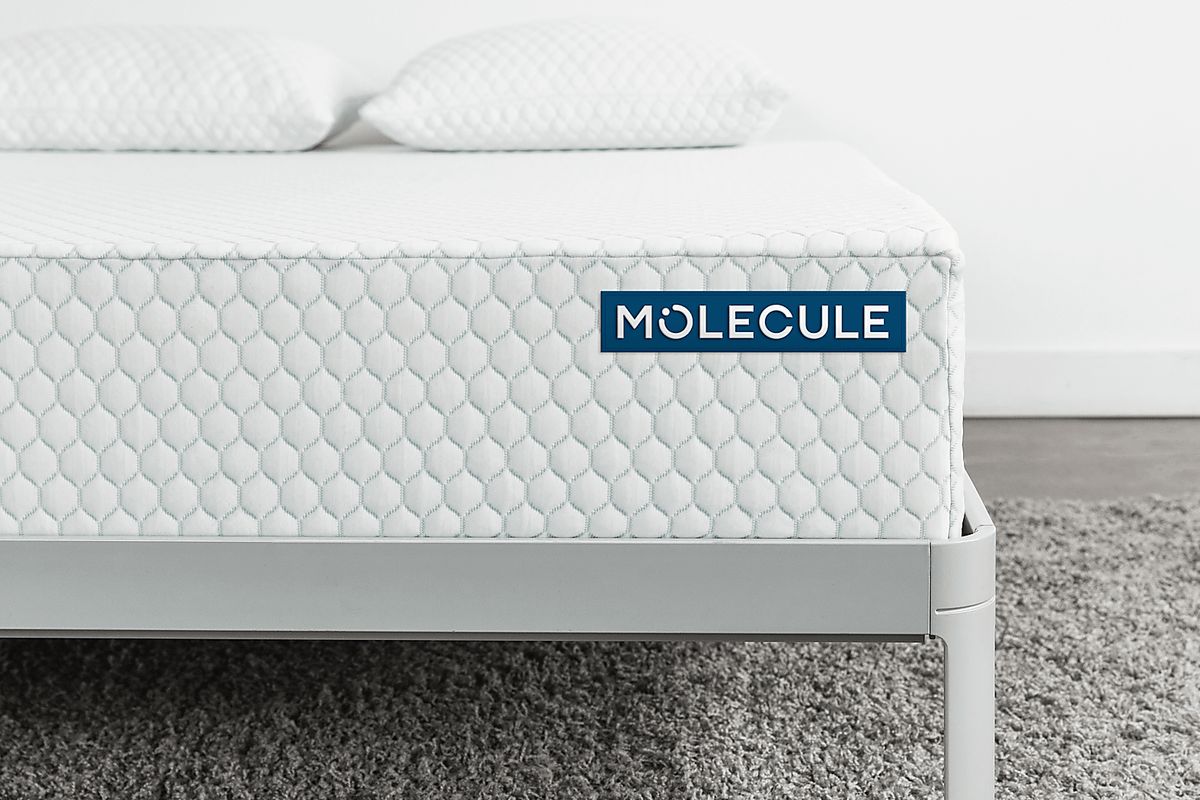 Molecule Core Queen Mattress | Rooms to Go