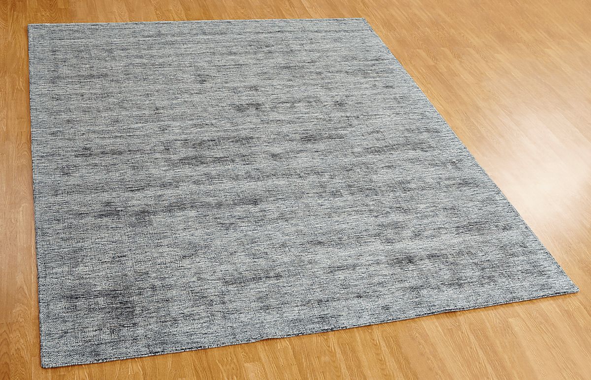 Moncha Slate Gray Viscose Rug | Rooms to Go