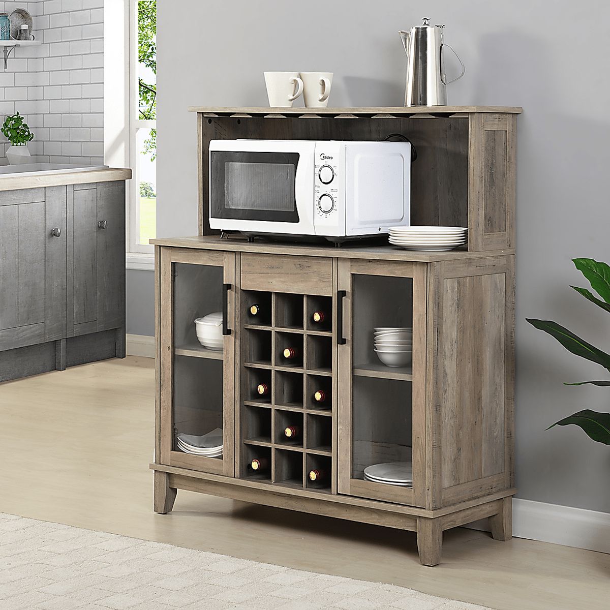 Moorman Gray Bar Cabinet | Rooms to Go