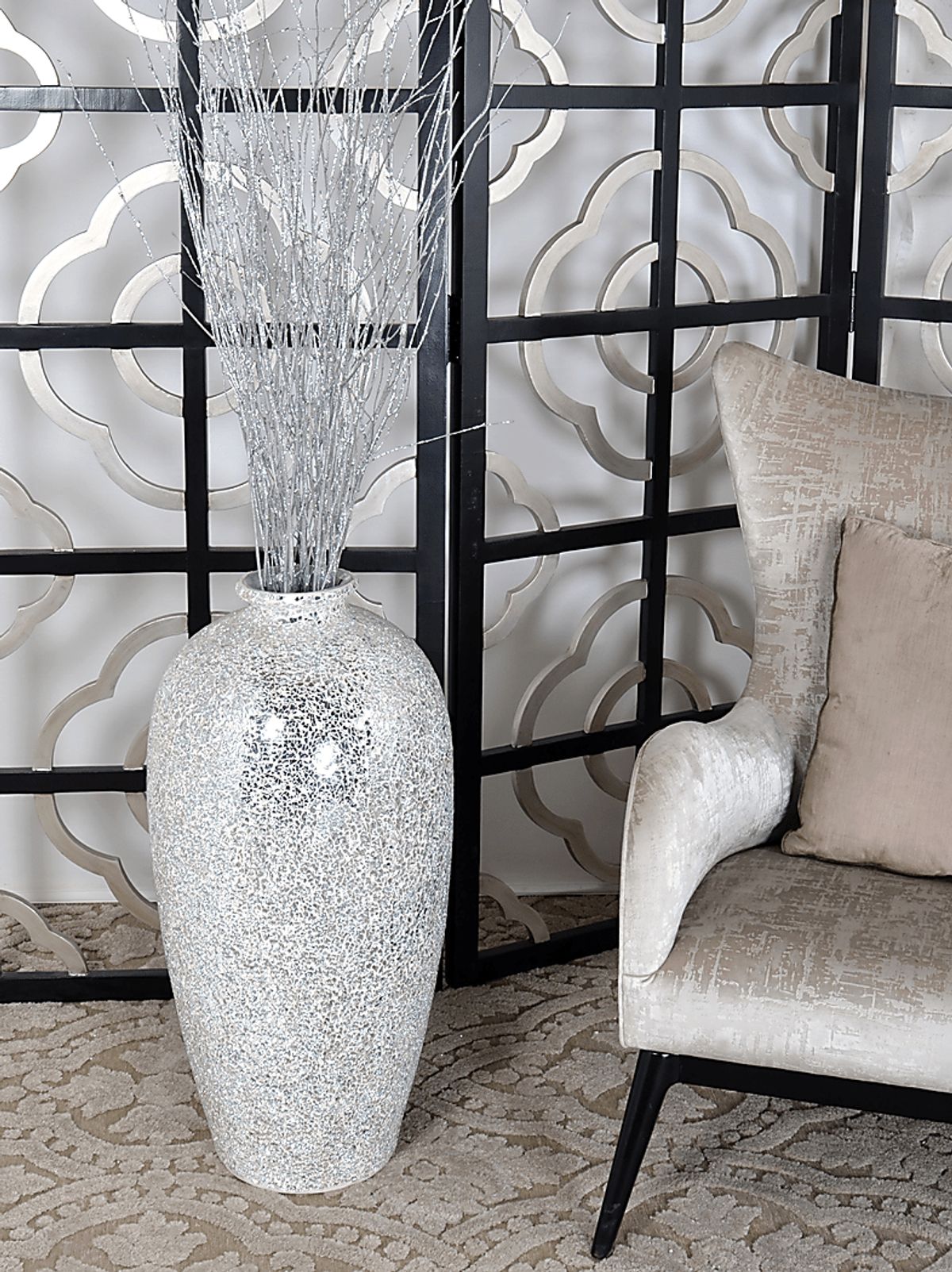 Mukasa Silver Gray Vase | Rooms to Go