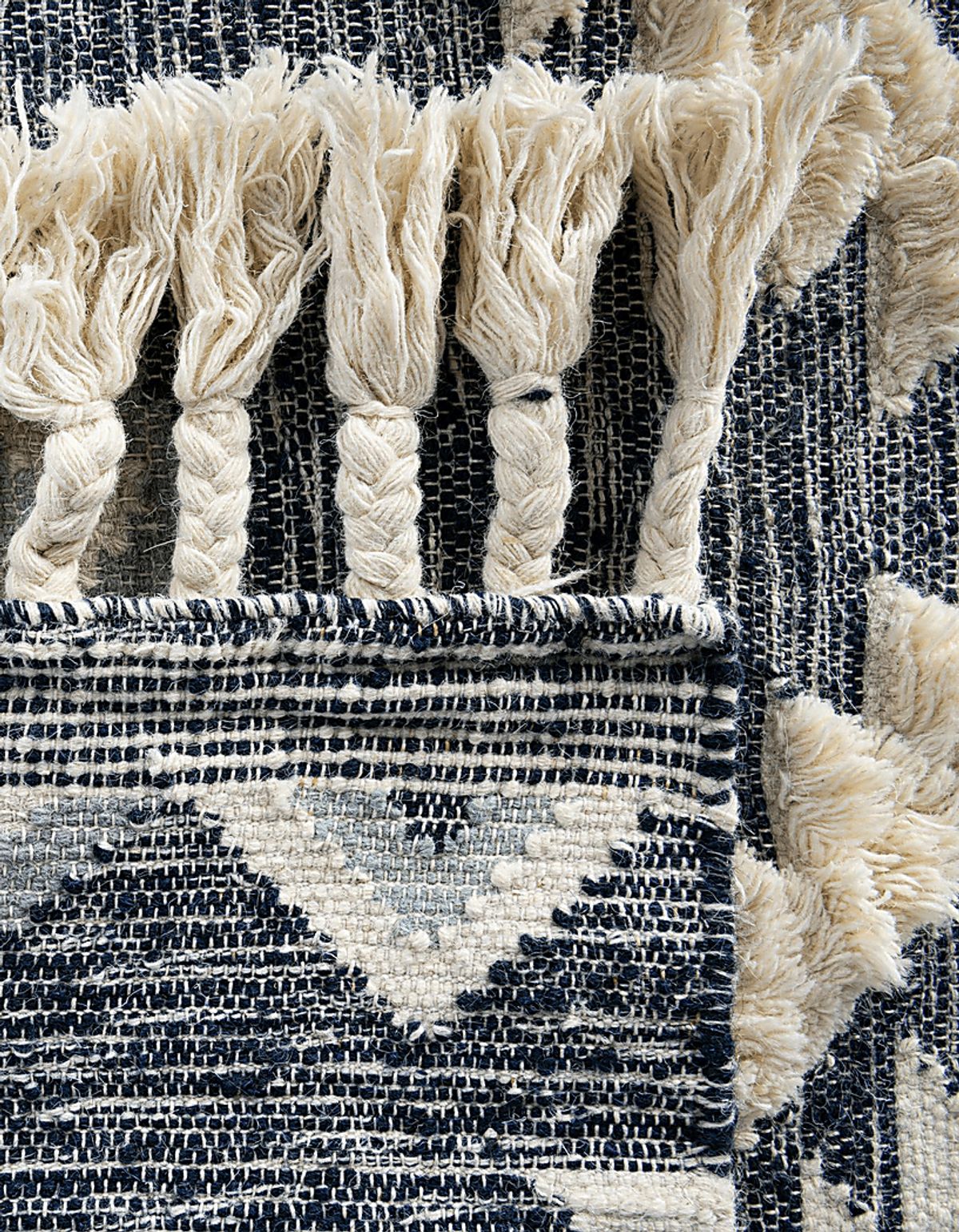 Mulde Navy Blue Rugs | Rooms to Go