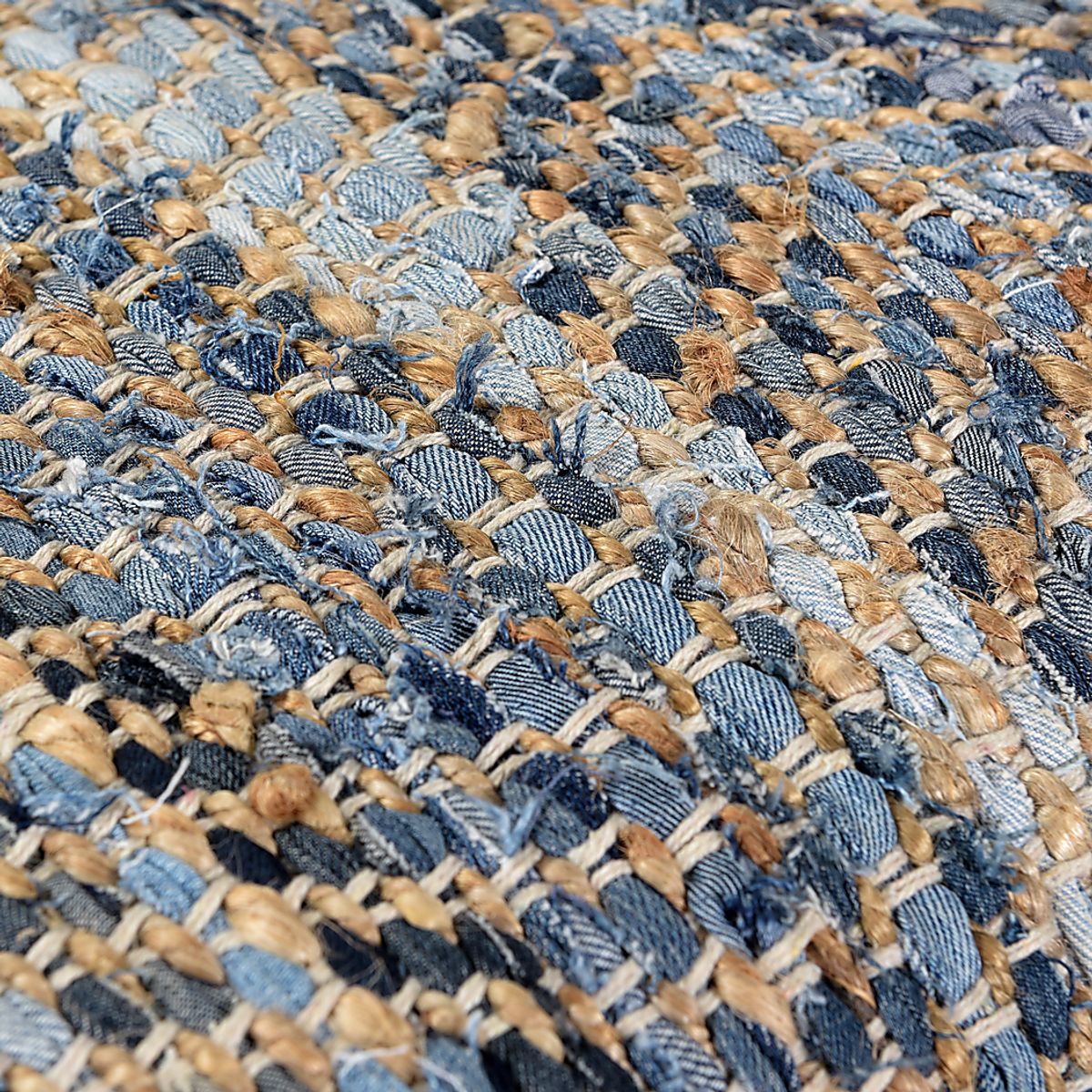 Nalaq Blue Bench | Rooms to Go