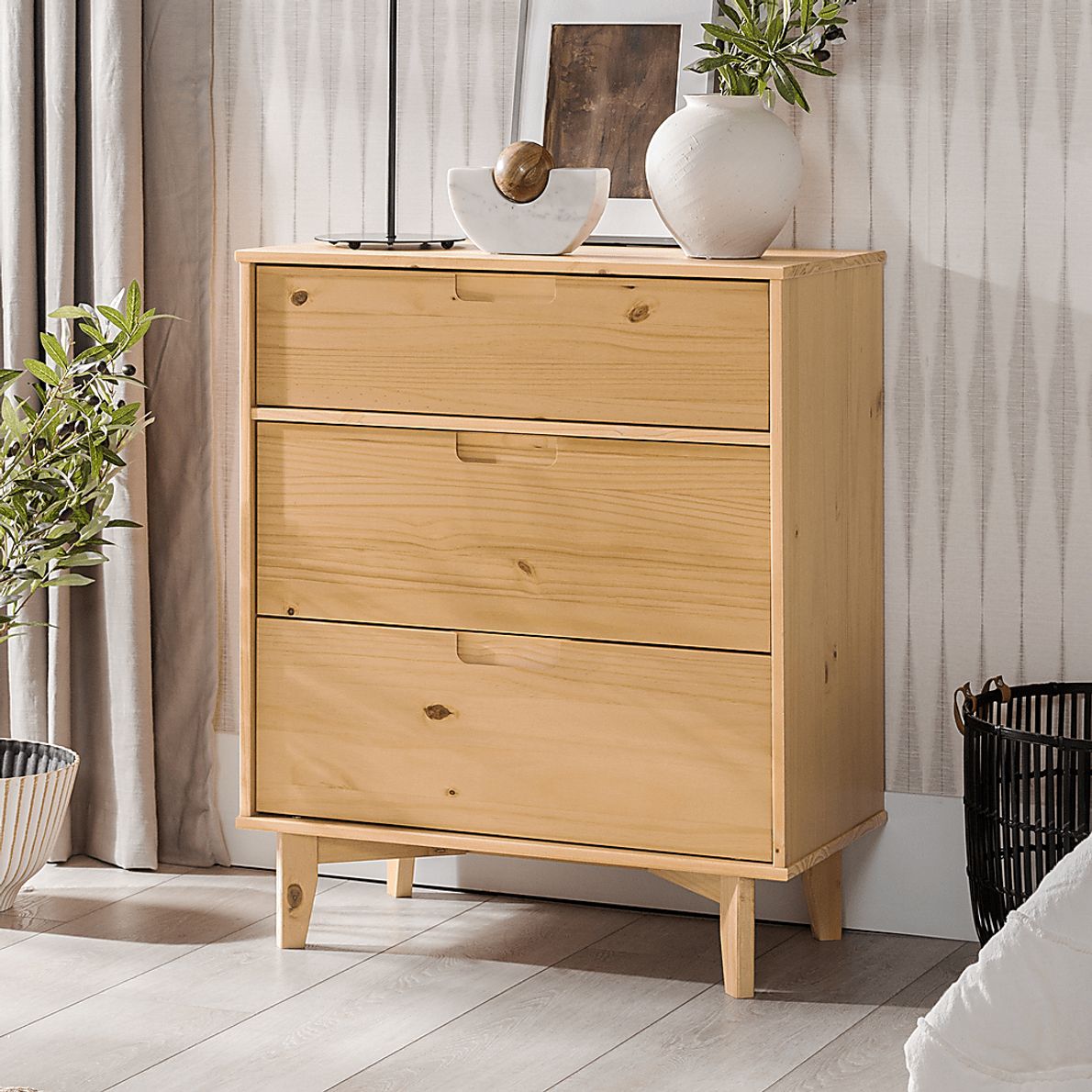 Namora Natural Chest - Rooms To Go