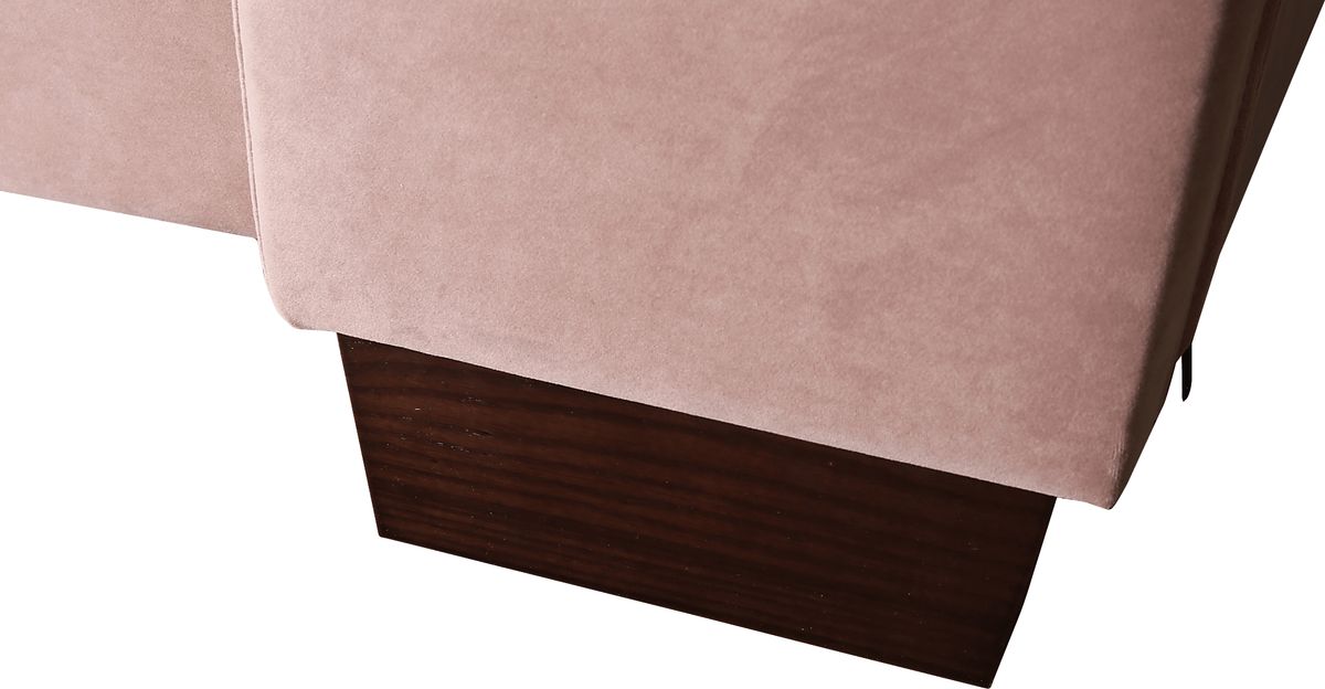 Niveo Blush Beige Velvet Plush Queen Bed | Rooms to Go