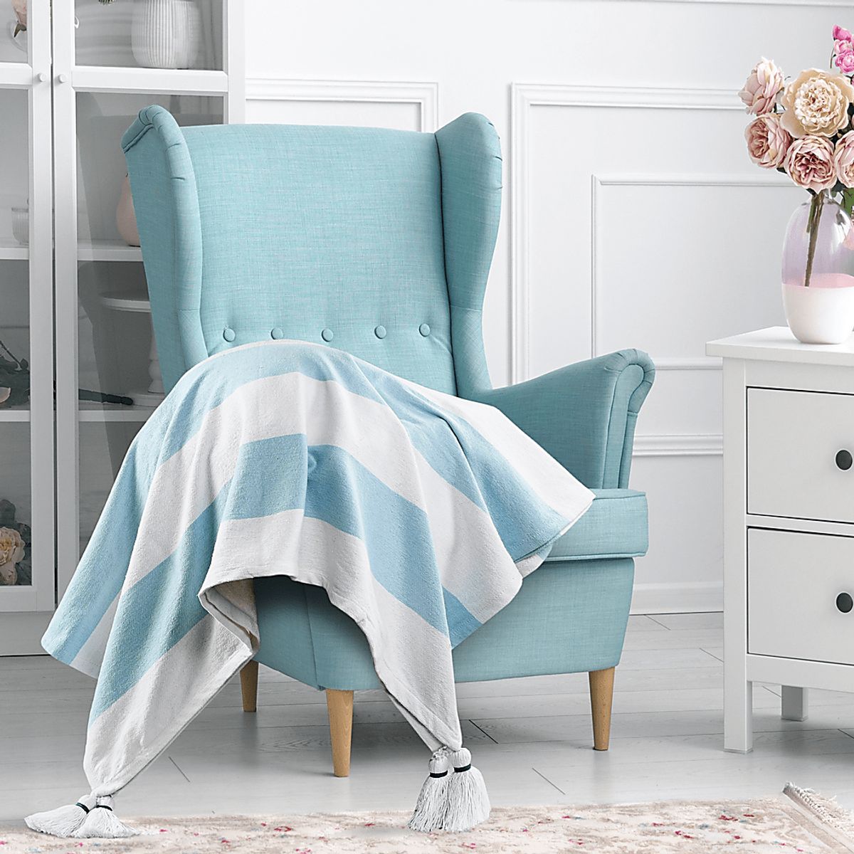 Nokodes Light Blue Throw Blanket | Rooms to Go
