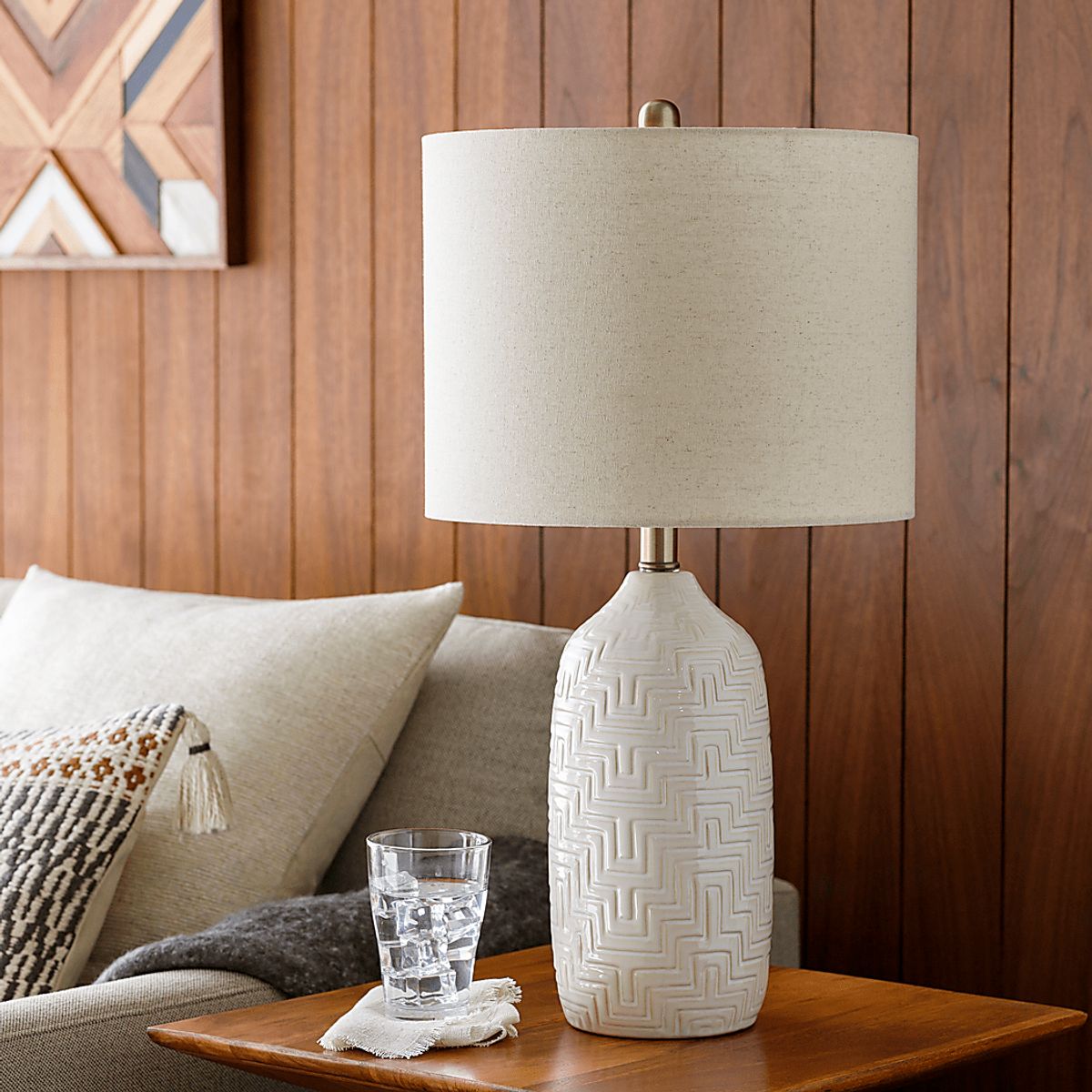 Nuttall Alley White Table Lamp | Rooms to Go