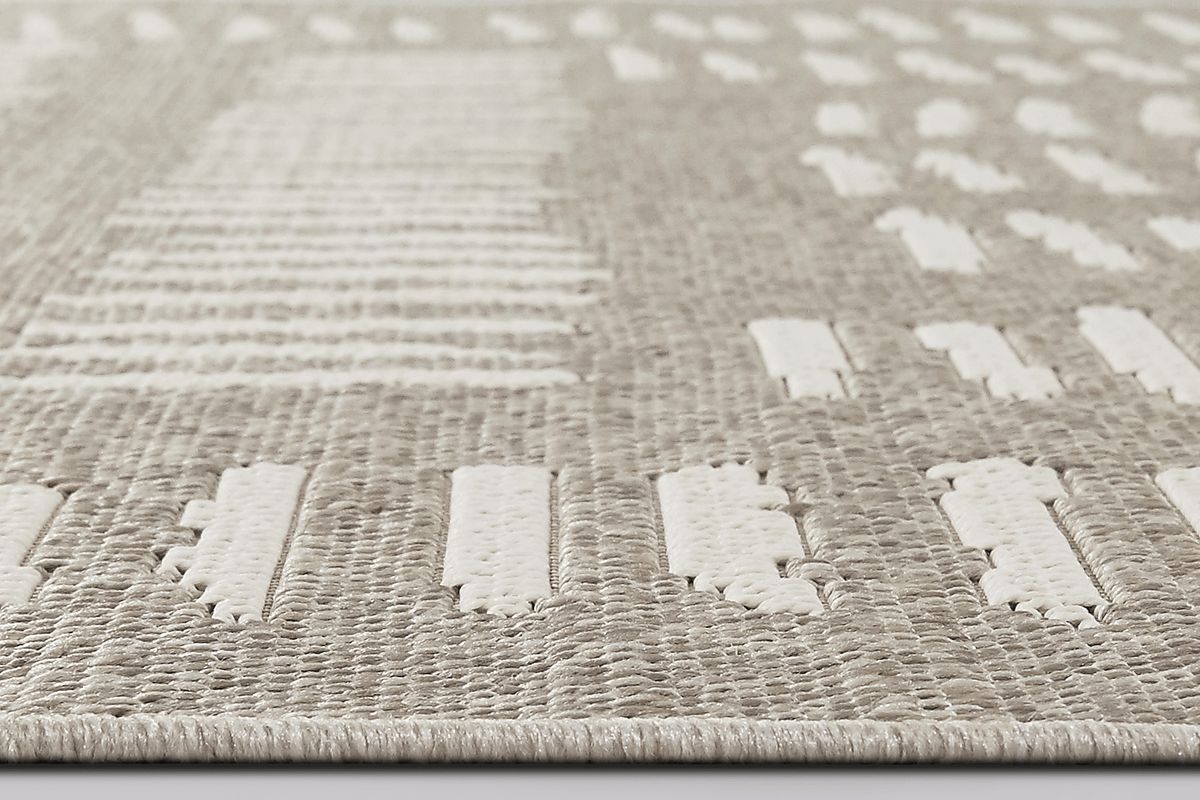 Ondini Tan Beige,Brown Outdoor Rug | Rooms to Go