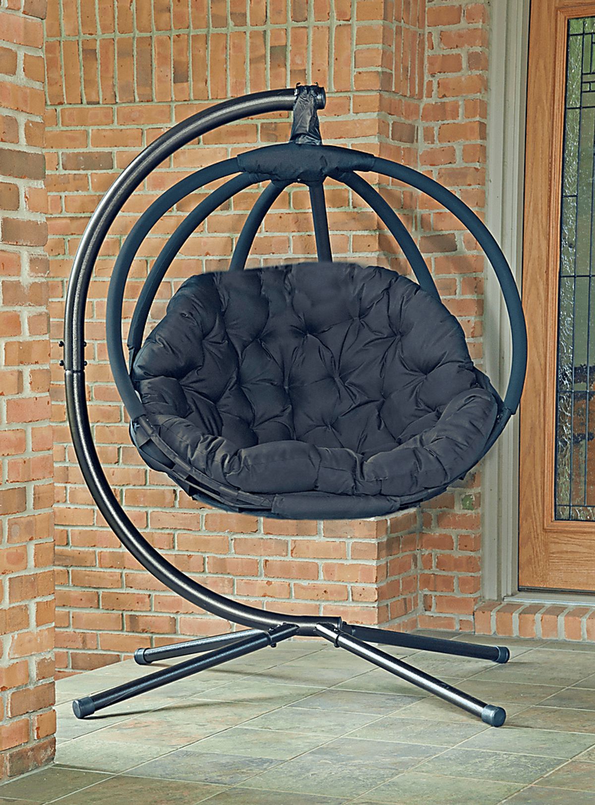 Vanderpoel Black Outdoor Hanging Chair | Rooms to Go