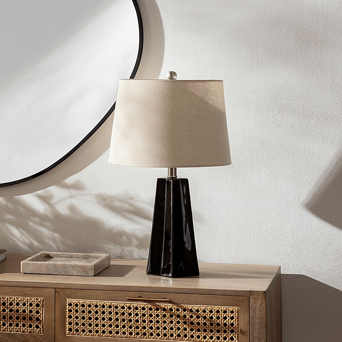 Panth Home Black Table Lamp | Rooms to Go