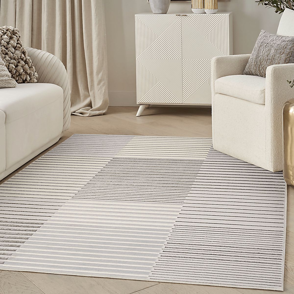 Paphi Gray,Silver Gray Rugs | Rooms to Go