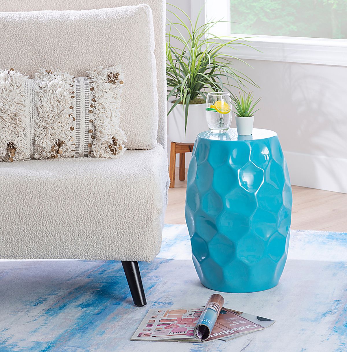 Patina Teal Colors Accent Table | Rooms to Go