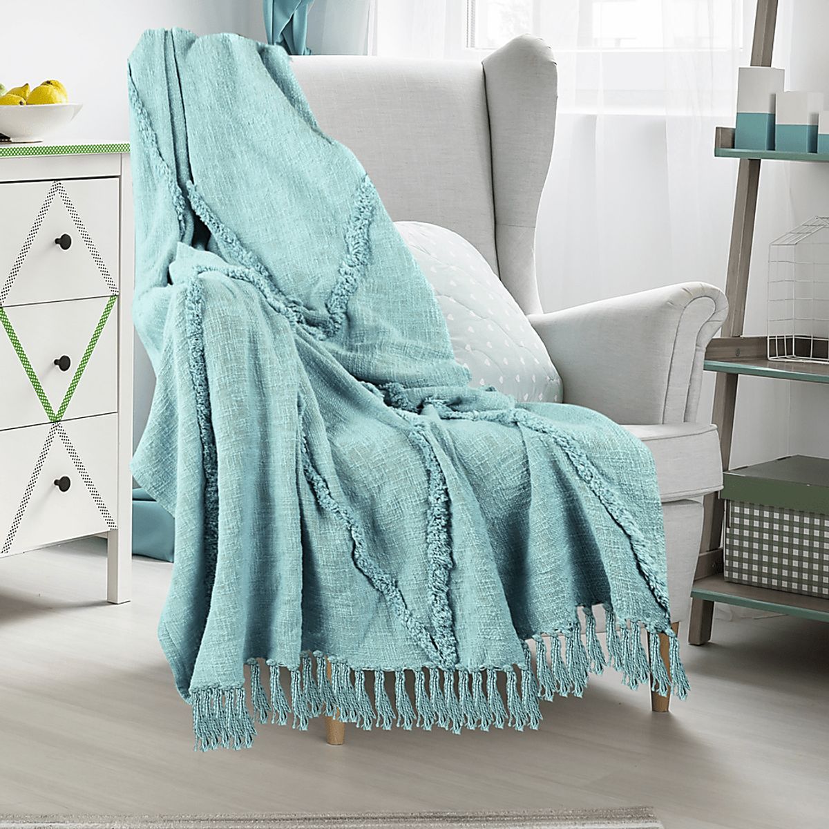 Peachwell Aqua Blue Throw Blanket | Rooms to Go