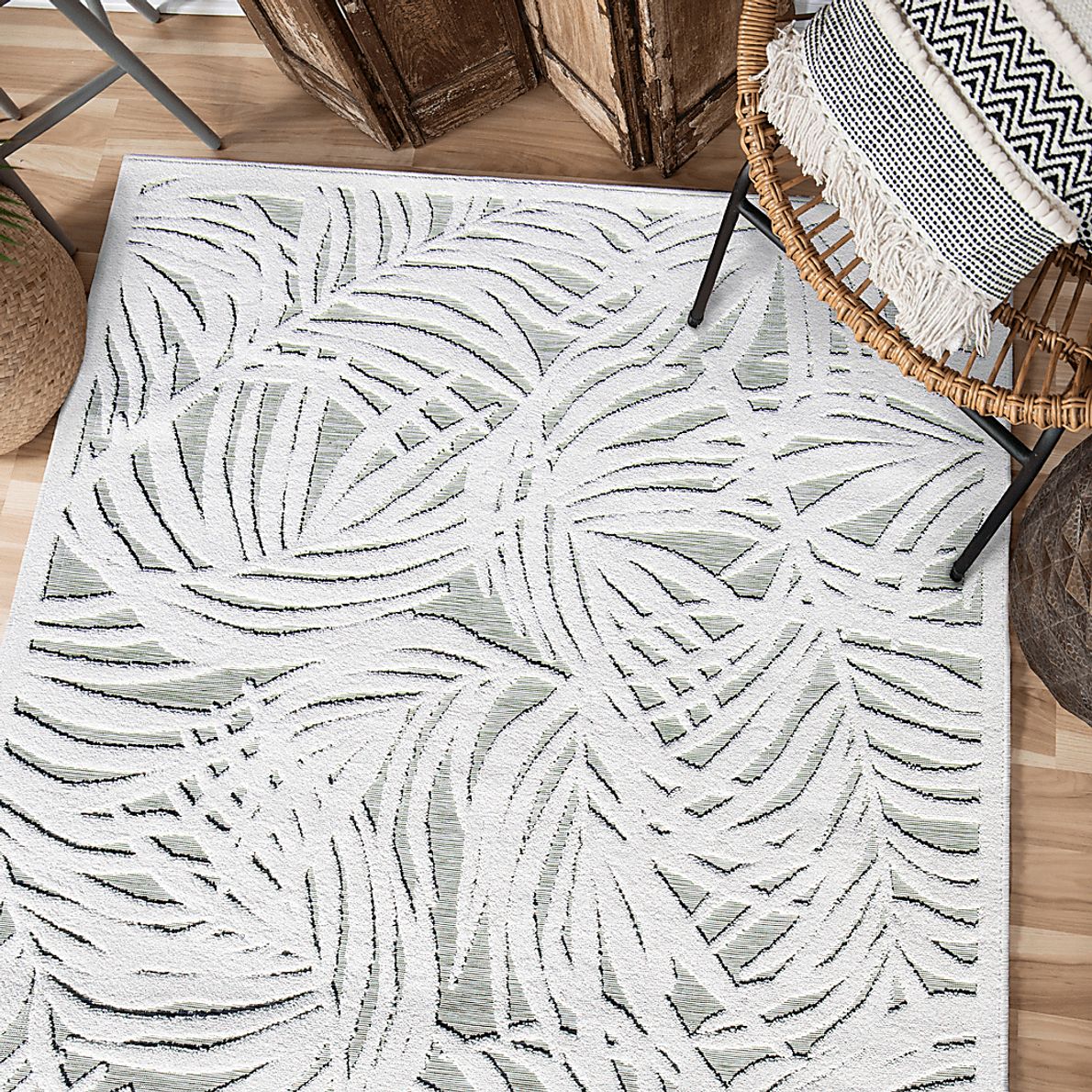 Philbrick White 5'2 x 7'6 Rug - Rooms To Go