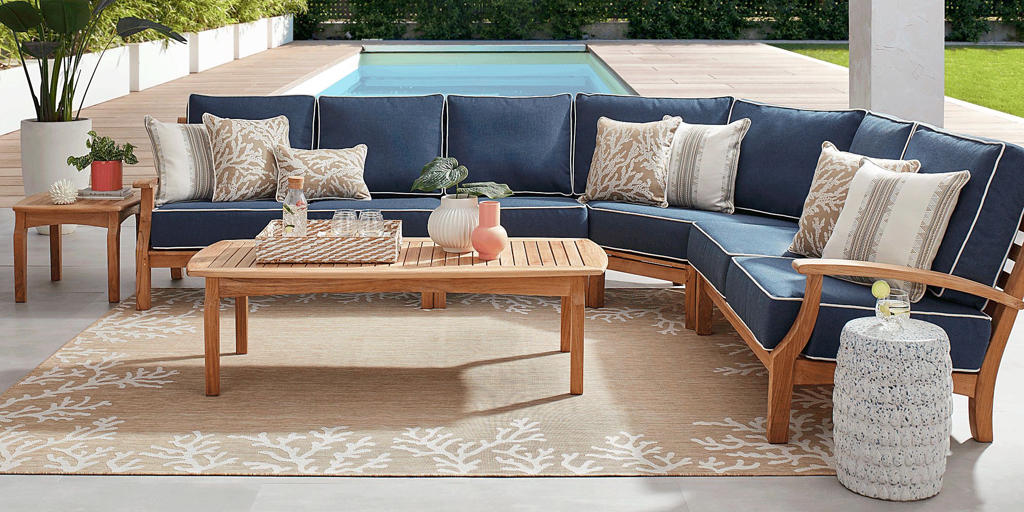 Pleasant Bay Teak 4 Pc Outdoor Sectional with Indigo Cushions - Rooms To Go
