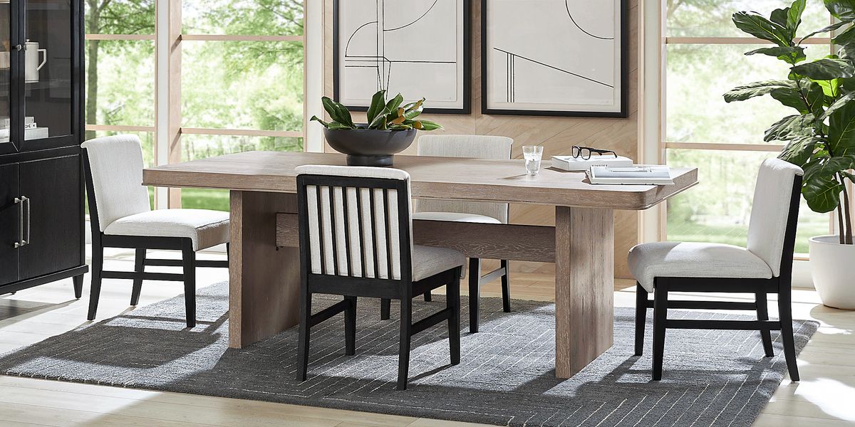 Portsmouth Natural Light Wood Dining Table | Rooms to Go