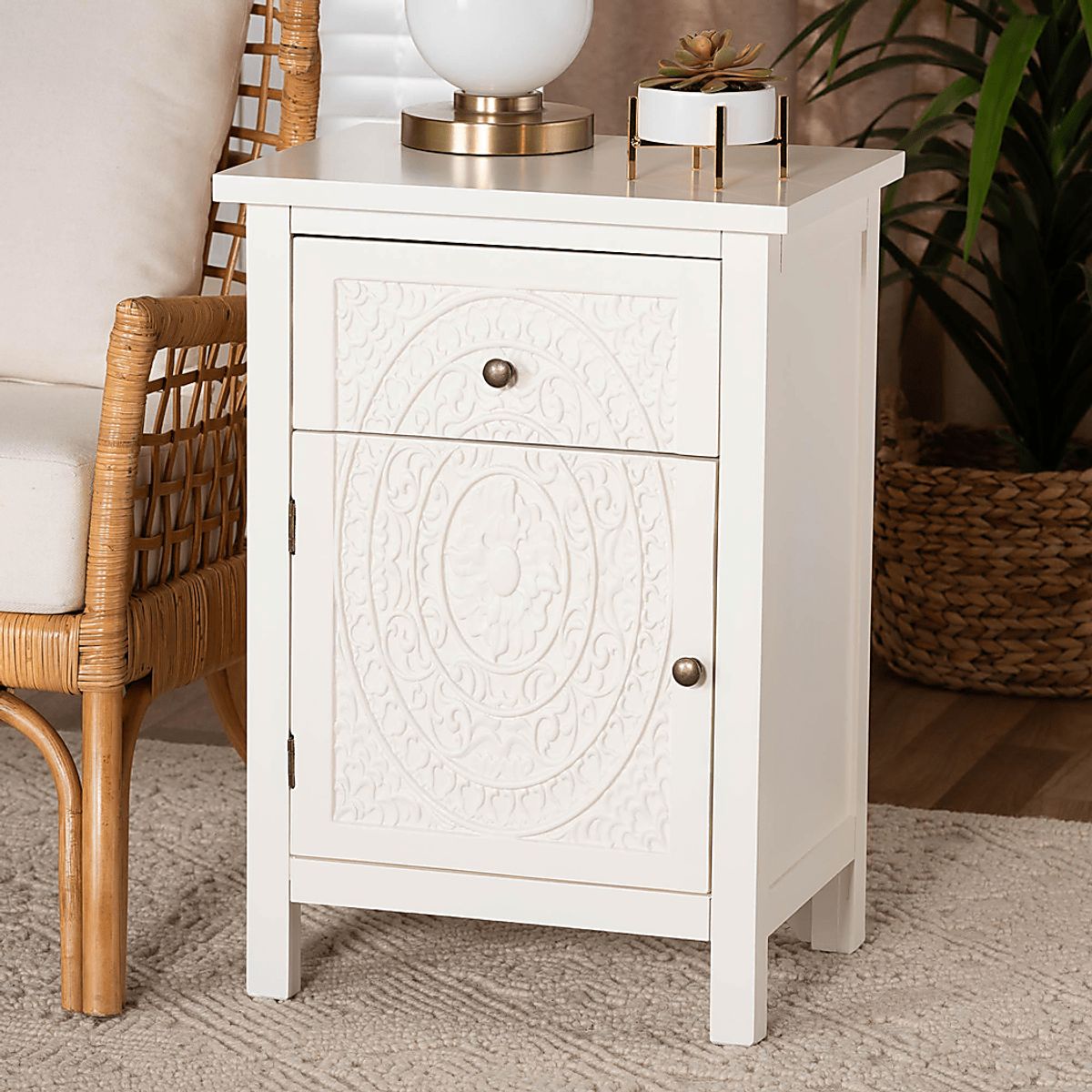 Radslow White Colors,White Nightstand | Rooms to Go