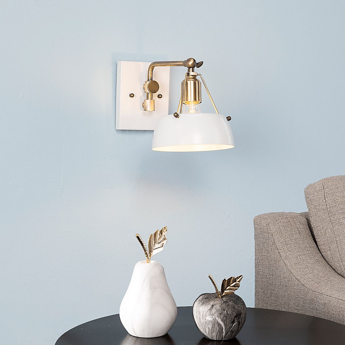 Ridgewyck White Wall Sconce - Rooms To Go