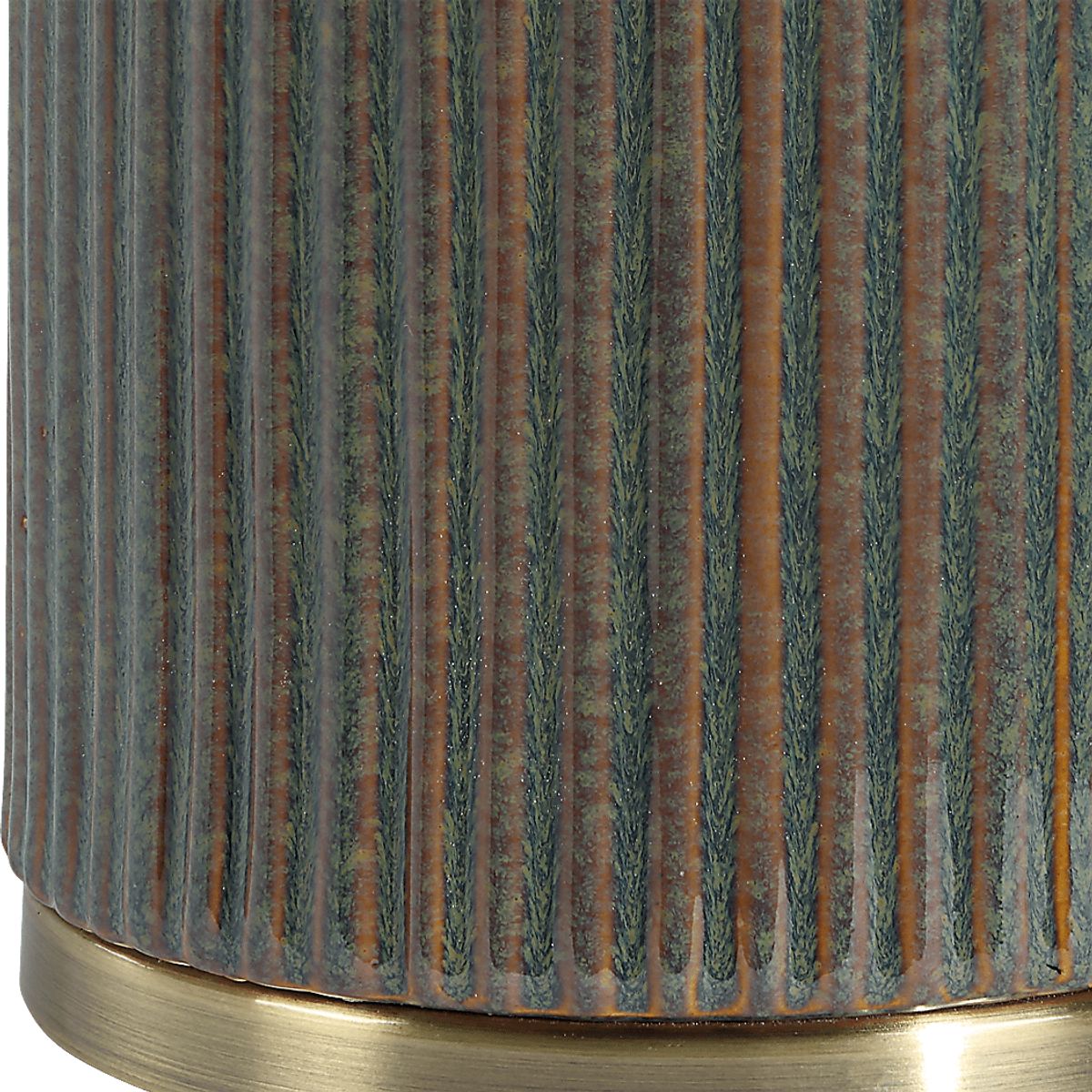 Rios Street Green Table Lamp | Rooms to Go