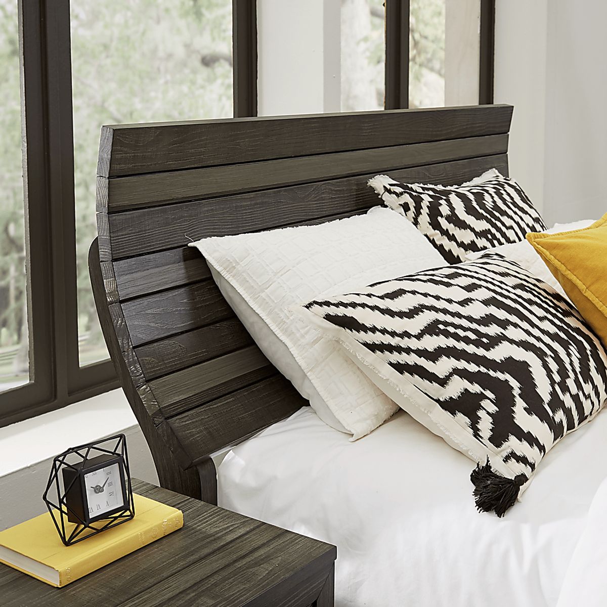 River Street 5 Pc Graphite Black King Bedroom Set With 3 Pc King Scoop ...