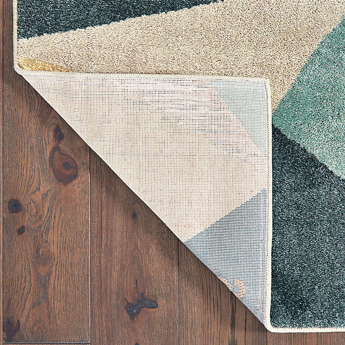 Rosbury Blue,Orange Blue,Orange,Red Rugs | Rooms to Go