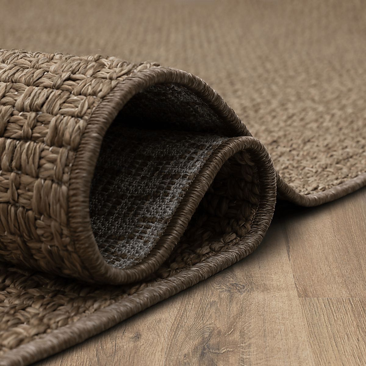 Salt Life Buxlam Bay Brown Outdoor Rugs | Rooms to Go