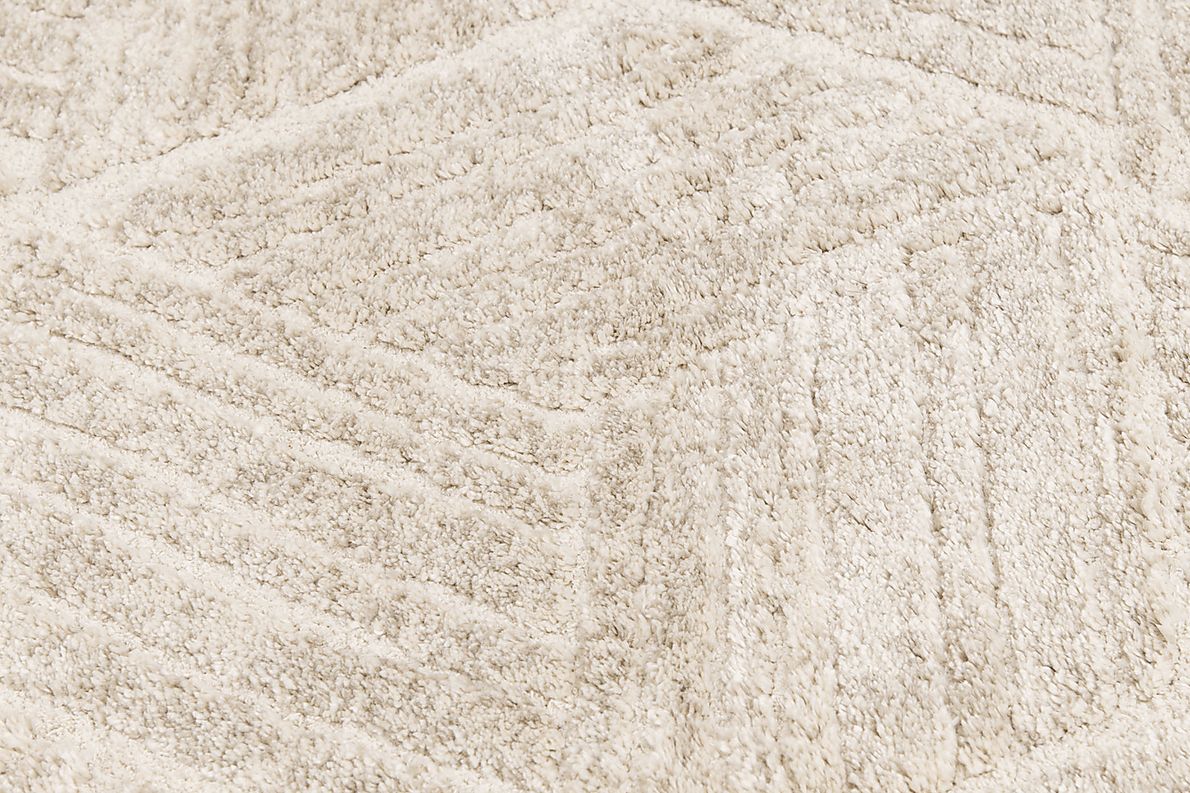 San Bruno Oatmeal 7'10 x 9'10 Rug - Rooms To Go