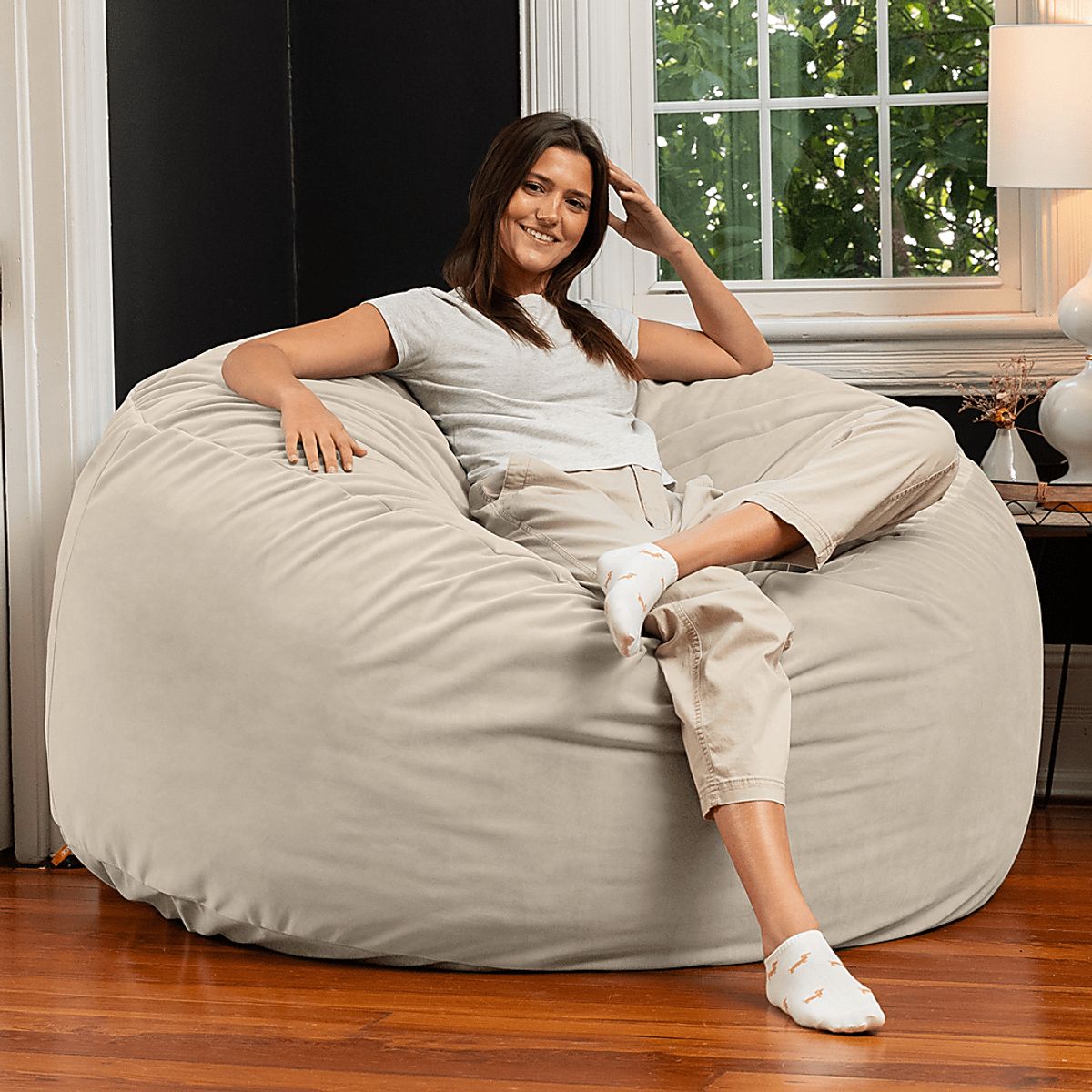 Savenu II Ivory Beige Velvet Plush Bean Bag Chair | Rooms to Go