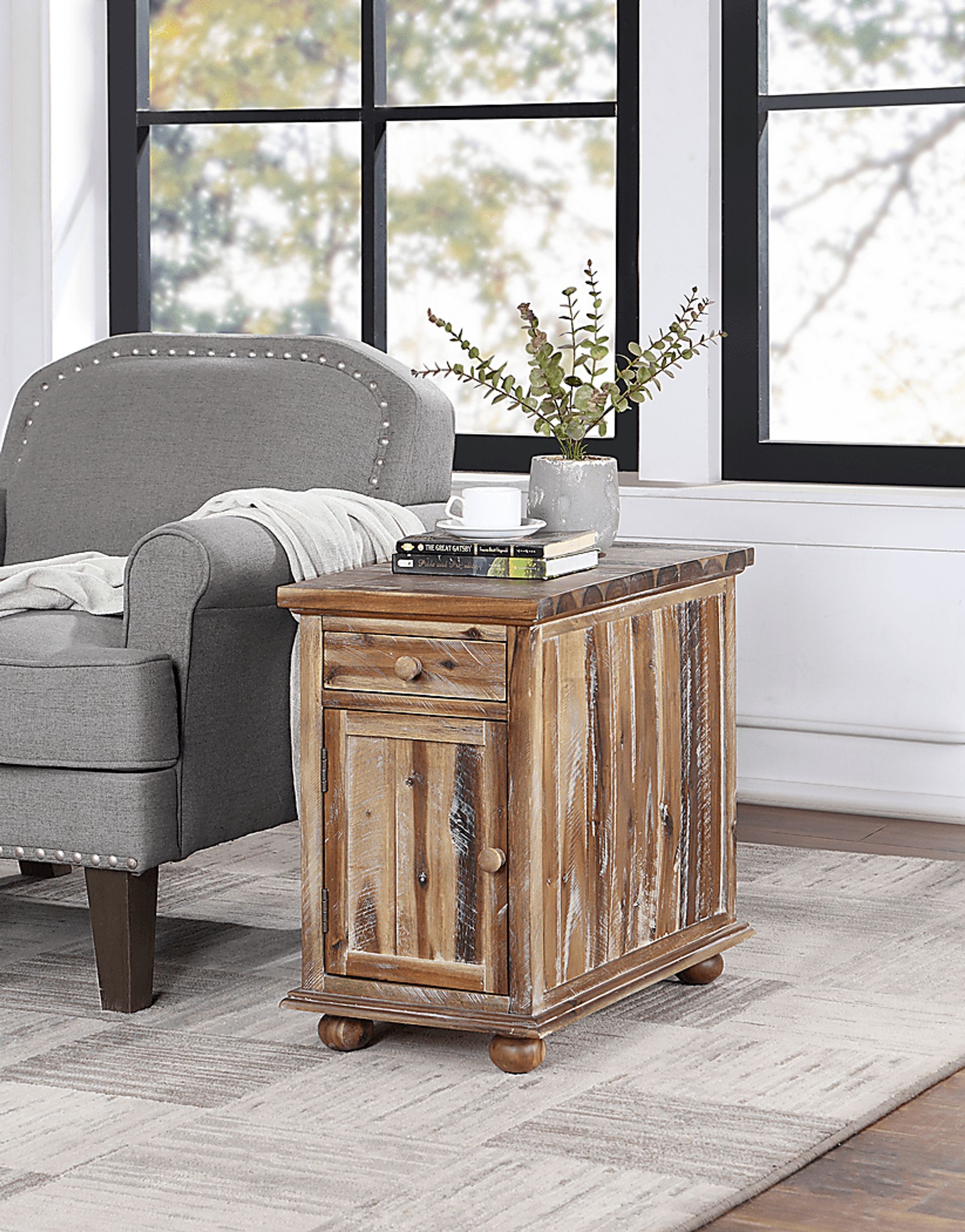 Noralae Natural Light Wood End Table | Rooms to Go