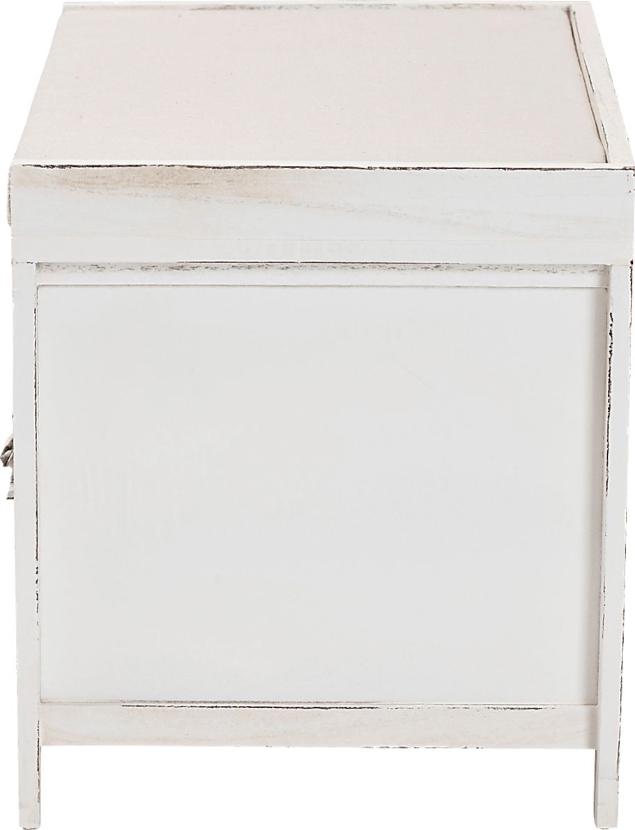 Seigle Beige Storage Bench - Rooms To Go