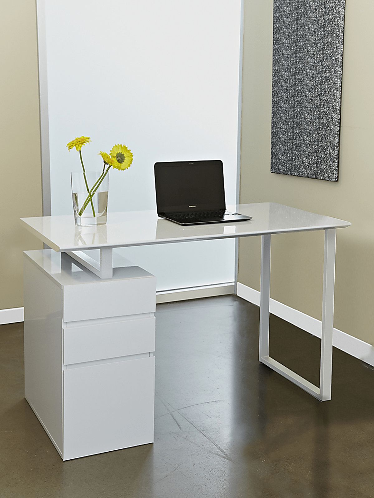 Setter White Colors,White Desk | Rooms to Go