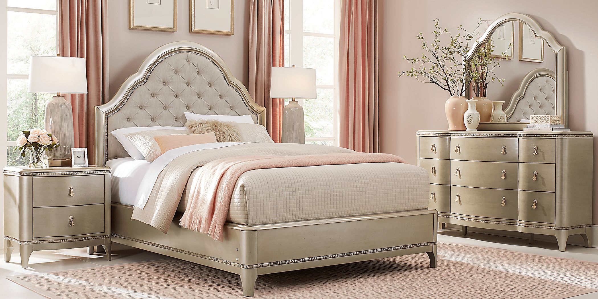 La Reina Silver 5 Pc Queen Upholstered Bedroom - Rooms To Go