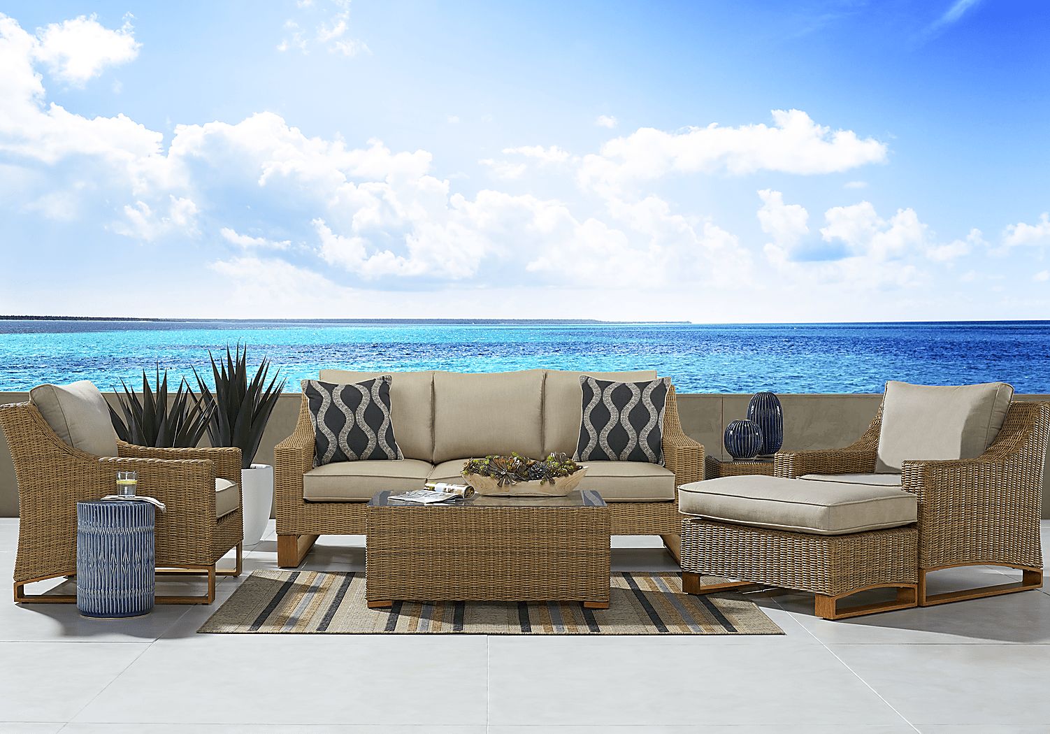 Southport 5 Pc Wicker Beige Outdoor Seating Set | Rooms to Go