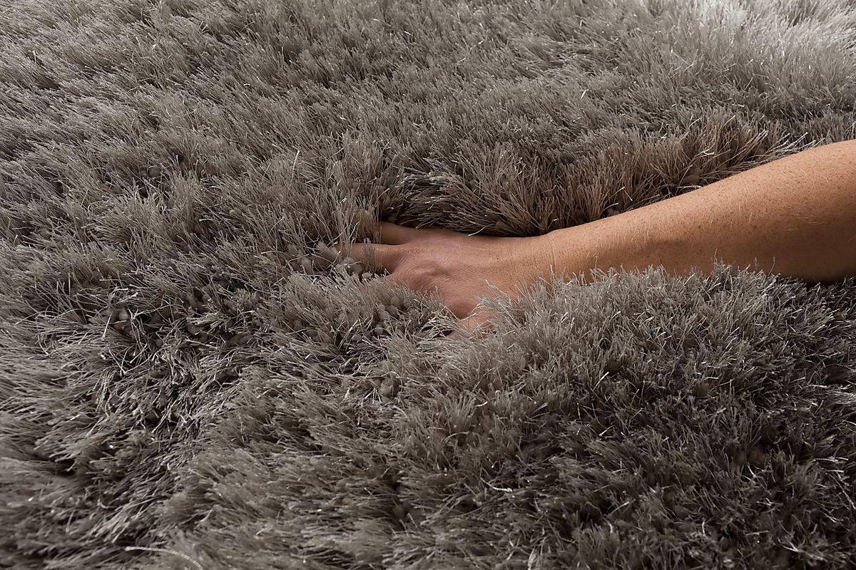 Sparkle Shag Platinum Beige Rug | Rooms to Go