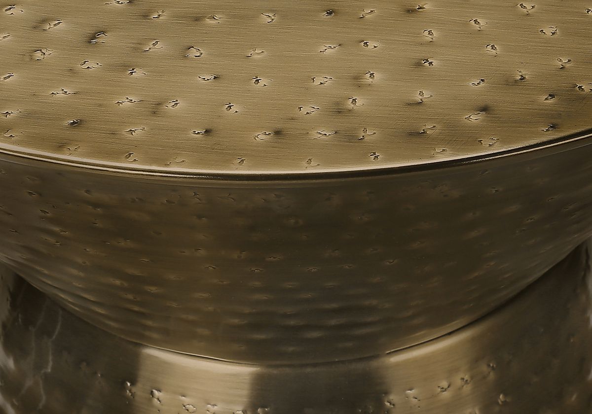 Sperra Gold Colors,Metal Accent Table | Rooms to Go