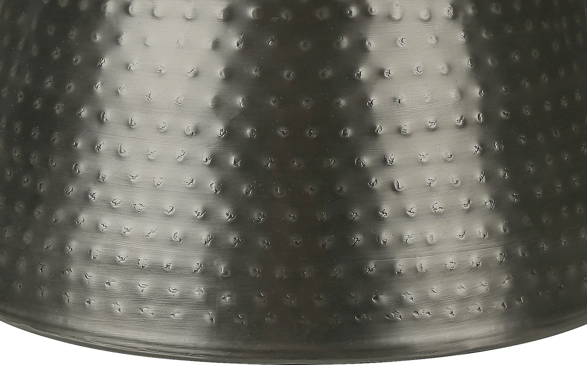 Sperra Silver Gray Accent Table | Rooms to Go