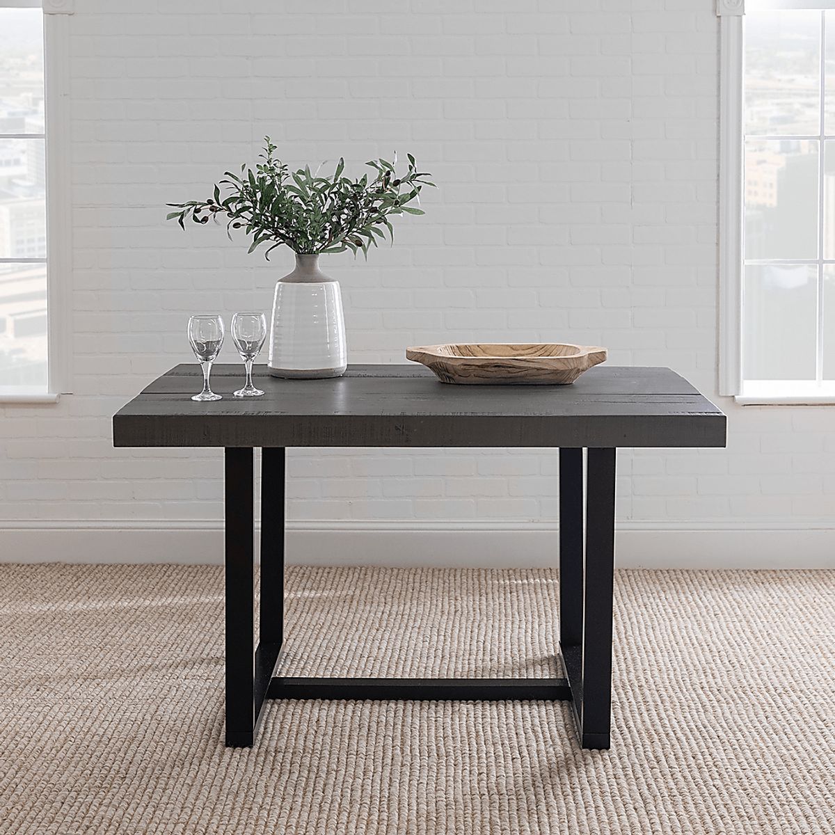 Stonehaven Gray Dining Table | Rooms to Go