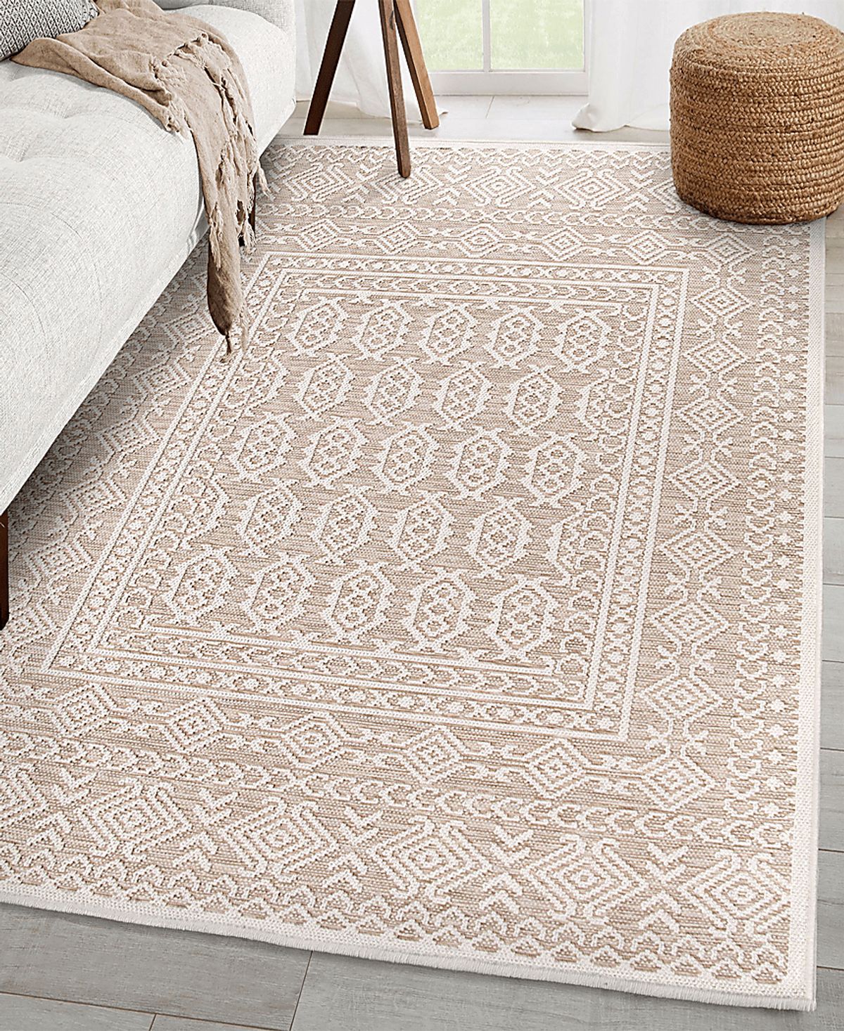 Sumiton Beige Rug | Rooms to Go
