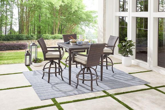 Balcony Furniture & Decor