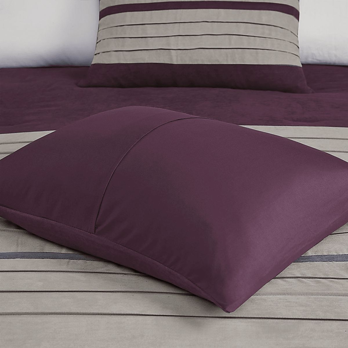 Tabosa Purple Red Polyester Fabric 7 Pc Full Comforter Set | Rooms to Go