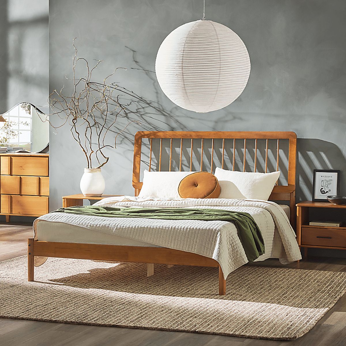 Tellicherry Caramel Light Wood Brown Queen Bed | Rooms to Go